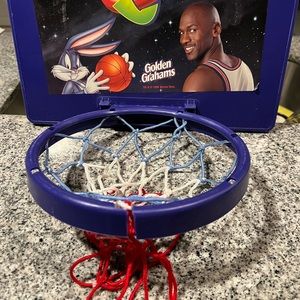 Golden Grahams | Toys | Michael Jordan Space Jam Warner Bros Basketball ...